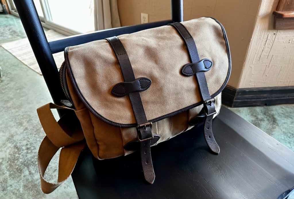 Filson Small Carry-On 240 – The Brooks Review